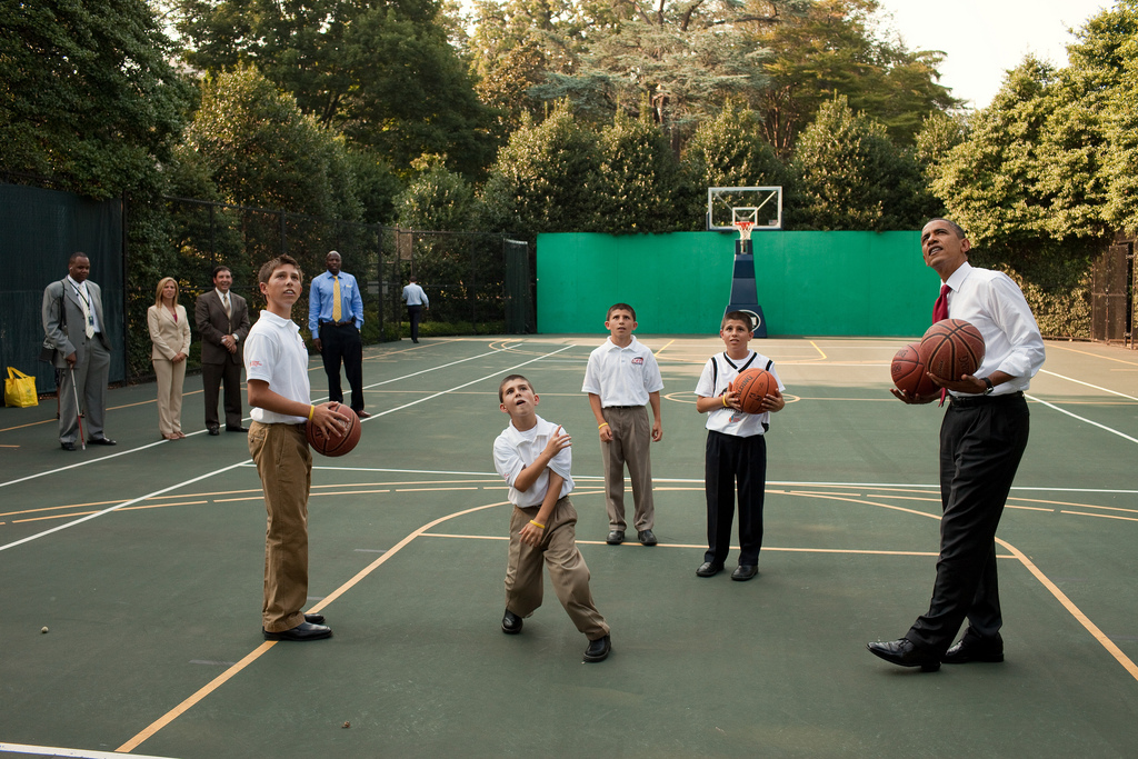 Barack Obama Loves Basketball | Public Intelligence