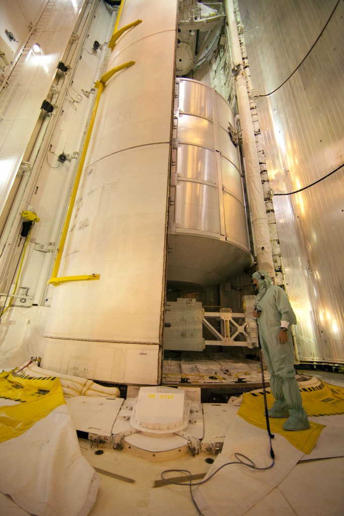 NASA STS-135 Final Space Shuttle Launch Photos | Public Intelligence
