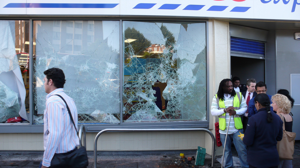 London Riots Photos August 2011 | Public Intelligence