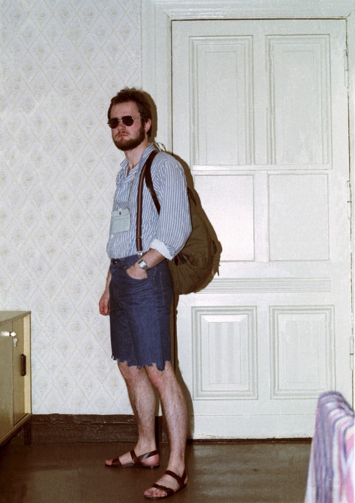 Formerly Classified Photos of Stasi Agents Demonstrating “The Art of ...