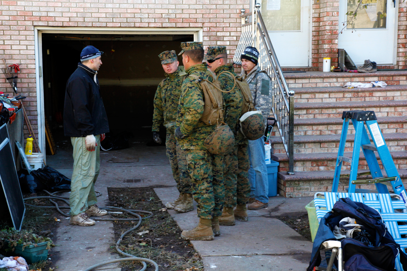 Hurricane Sandy National Guard/Marine Corps Door to Door Search and ...